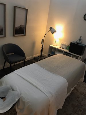 HAN ACUPUNCTURE CLINIC - Updated January 2026 - 14 Photos & 24 Reviews ...