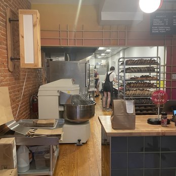 ROUND BREADS BAKERY - Updated January 2026 - 40 Photos & 31 Verified ...