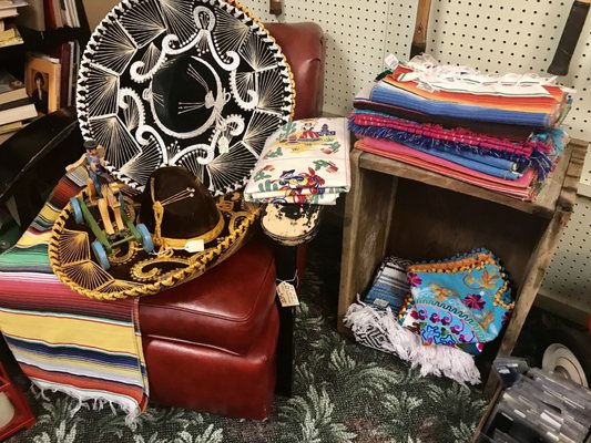 SPRING ANTIQUE MALL - Updated April 2025 - 80 Photos & 43 Reviews ...