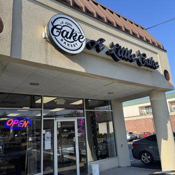 A LITTLE CAKE - Updated December 2025 - 262 Photos & 230 Reviews - 176 ...