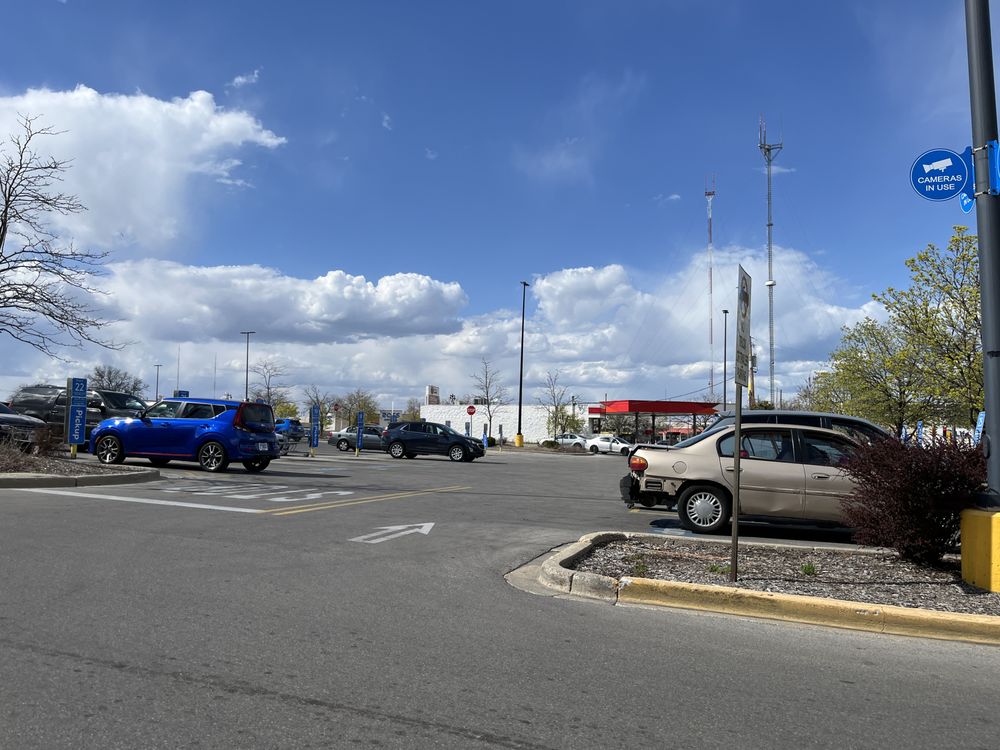 WALMART SUPERCENTER - Updated July 2024 - 37 Photos & 74 Reviews - 401 ...