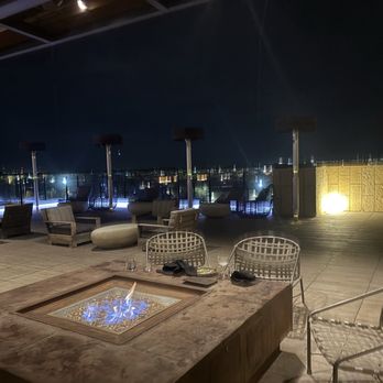 LEVEL 5 ROOFTOP RESTAURANT - Updated December 2025 - 591 Photos & 310 ...