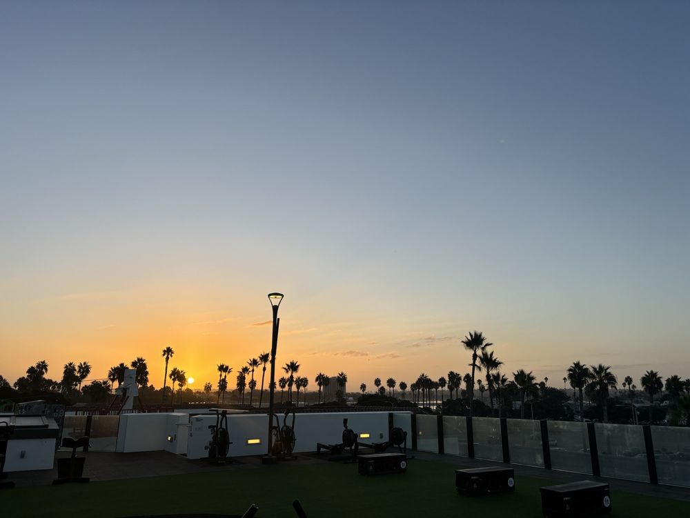 FIT MISSION BEACH - Updated October 2025 - 92 Photos & 158 Reviews ...