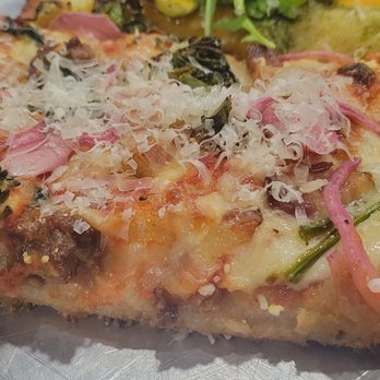 KIZZA PIZZA - Updated August 2025 - 167 Photos & 74 Reviews - 251 N ...