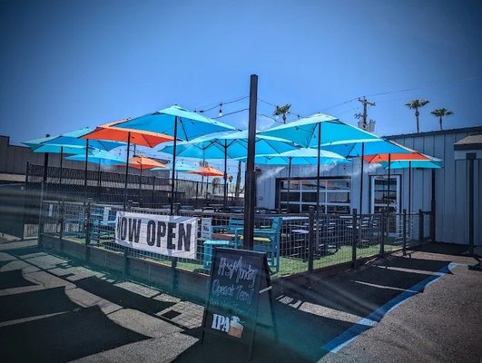 MAGGIES LOUNGE - Updated September 2025 - 15 Photos - 100 N Plaza Dr, Apache Junction, Arizona ...