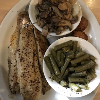 SODOLAKS BEEFMASTERS RESTAURANT - Updated May 2024 - 202 Photos & 253 ...