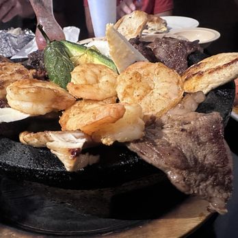 CASA RAYA - Updated December 2025 - 24 Photos & 20 Reviews - 3106 ...