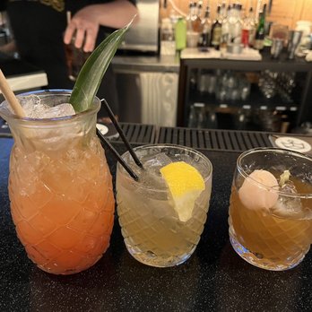 BONIFACIO - Updated July 2024 - 1077 Photos & 485 Reviews - 1577 King ...