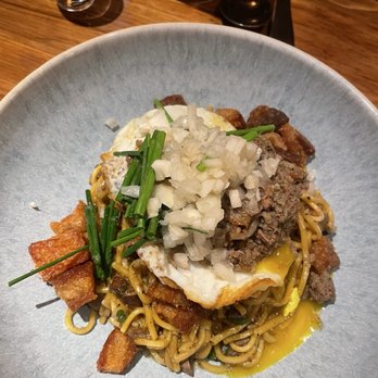 NAKS - Updated June 2025 - 721 Photos & 225 Reviews - 201 1st Ave, New ...