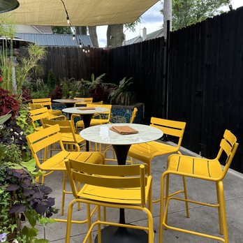 BUFFALO TRADERS LOUNGE - Updated January 2026 - 204 Photos & 81 Reviews ...