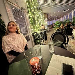 DARLING - Updated July 2025 - 176 Photos & 79 Reviews - 36 Central Park ...