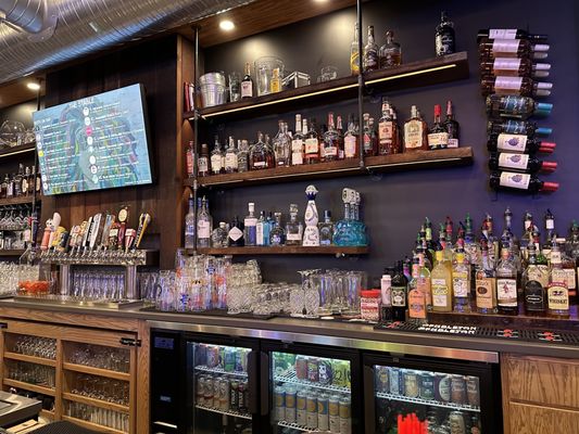 THE STABLE - Updated October 2025 - 74 Photos & 43 Reviews - 105 E ...