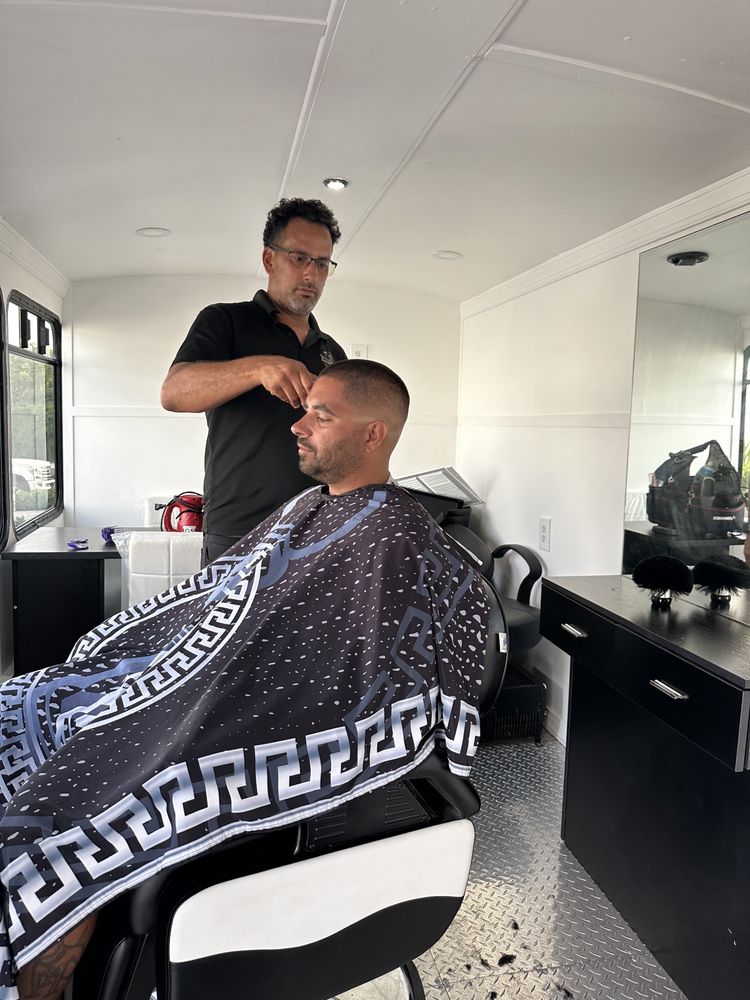 ENTERPRISE BARBER SHOP KEYS EDITION - Updated January 2026 - 37 Photos - 100410 Overseas Hwy ...