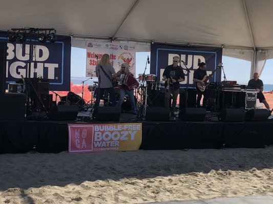 HAMPTON BEACH SEAFOOD FESTIVAL - Updated August 2025 - 45 Photos & 25 ...