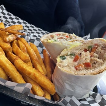 WEEKEND DREAMS BURGERS & GRILL - Updated May 2024 - 283 Photos & 433 ...