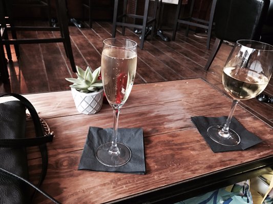 TRADERS WINE BAR - Updated July 2025 - Ivory House, London, United ...