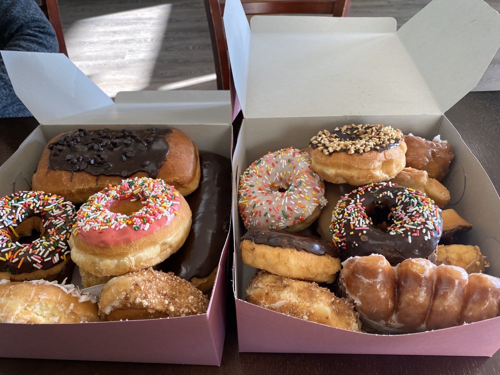 DAILY DONUTS - 88 Photos & 53 Reviews - 18766 Amar Rd, Walnut ...