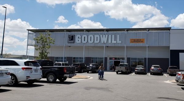 GOODWILL CENTRAL TEXAS - KYLE - Updated May 2026 - 32 Photos & 27 ...