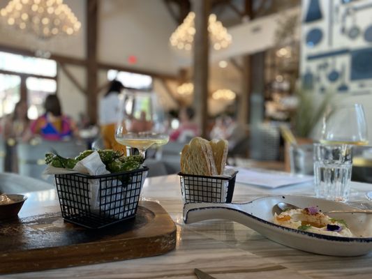 FARMERS COMMONS - Updated December 2025 - 206 Photos & 82 Reviews - 111 ...