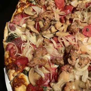 PETRILLO’S PIZZA - Updated May 2024 - 416 Photos & 925 Reviews - 750 W ...