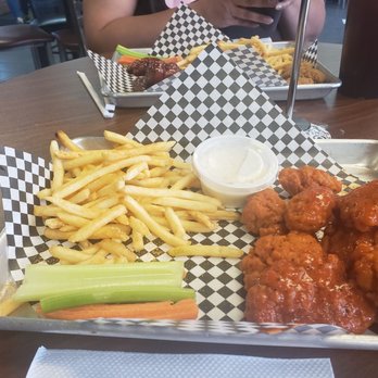 WINGS GONE WILD - Updated October 2025 - 173 Photos & 95 Reviews - 101 ...