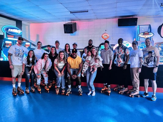 SKATELAND - Updated December 2025 - 14 Photos & 19 Reviews - 5621 ...