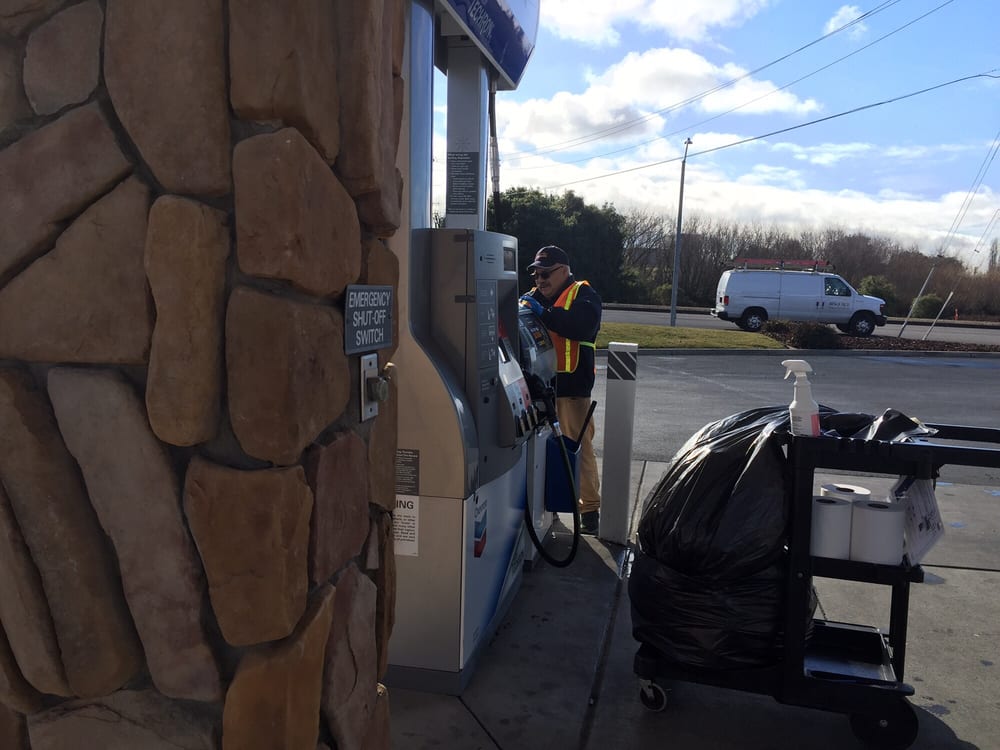 CHEVRON - Updated July 2025 - 10 Photos & 27 Reviews - 800 W Imola Ave ...