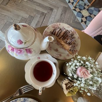 LITTLE HEN - 1167 Photos & 604 Reviews - 4579 Weston Rd, Weston ...