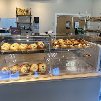 PRAHA BOHEMIAN BAKERY AND CAFE - Updated December 2025 - 28 Photos & 30 ...