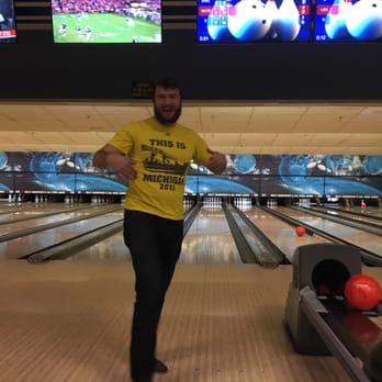 BILLY HARDWICK’S ALL STAR LANES - Updated September 2025 - 46 Photos ...