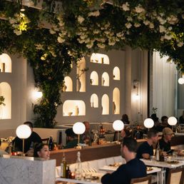 MOTEK BRICKELL - Updated December 2025 - 497 Photos & 185 Reviews - 701 ...