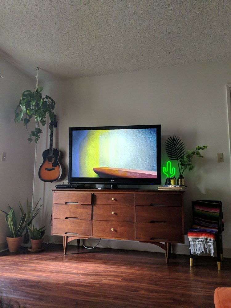 MODERN FINDS - Updated May 2024 - 30 Photos & 46 Reviews - 9631 ...