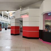 GALLERIA AT CRYSTAL RUN MALL - 44 Photos & 33 Reviews - 1 N Galleria Dr ...