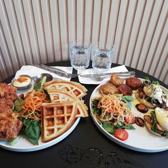 OHIRU CAFE - Updated June 2024 - 148 Photos & 52 Reviews - 370 College Street, Toronto, Ontario ...