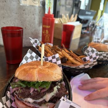 OX BURGER - Updated November 2024 - 162 Photos & 117 Reviews - 1523 E ...