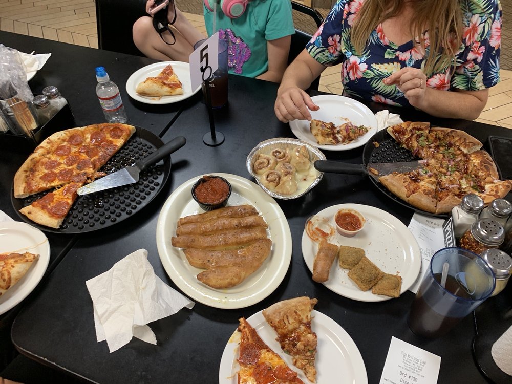 PIZZA WORLD - Updated October 2025 - 71 Photos & 60 Reviews - 225 Cross ...