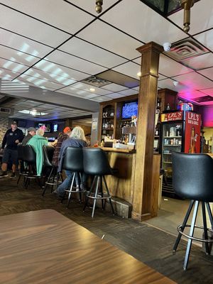 LPL’S RESTAURANT & PUB - Updated October 2025 - 91 Photos - 77 Reviews ...