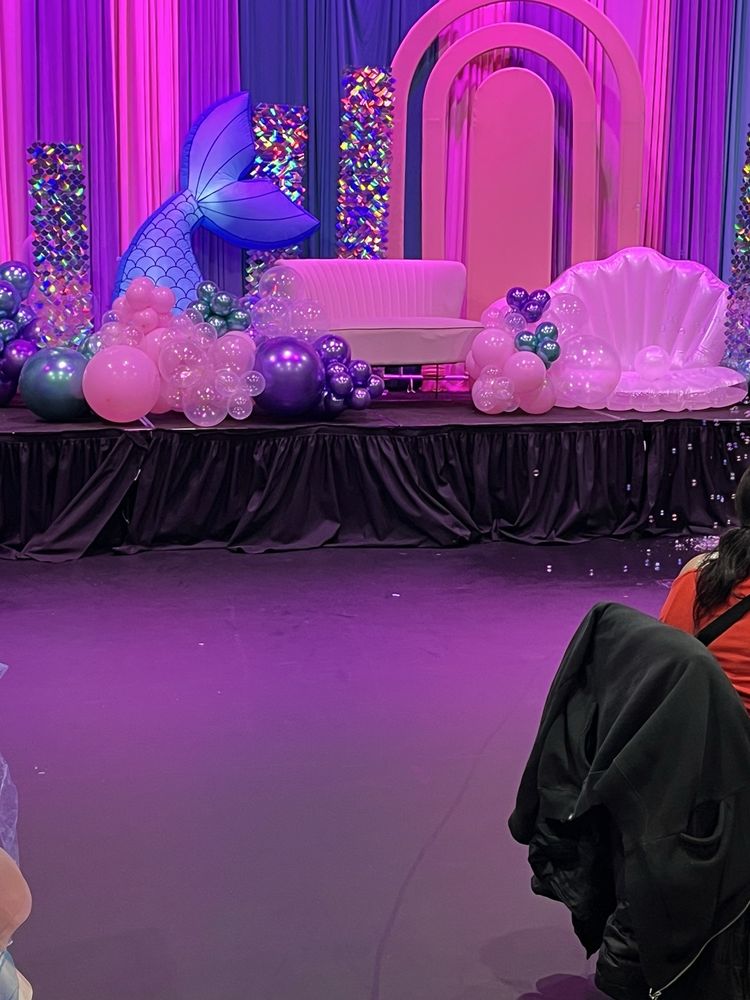 DELAVAN ART GALLERY - Updated July 2025 - 31 Photos - 501 W Fayette St ...