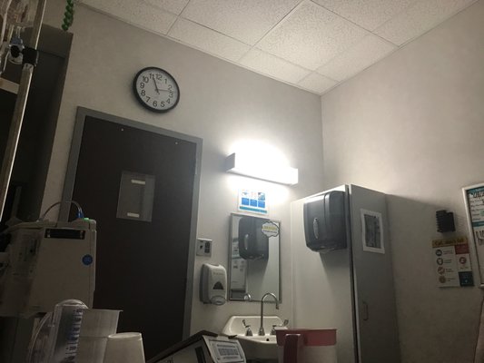 ATRIUM HEALTH MERCY, A FACILITY OF CAROLINAS MEDICAL CENTER - Updated ...