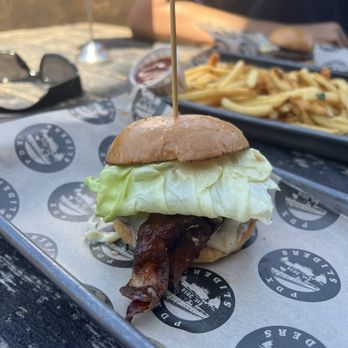 PDX SLIDERS - Updated December 2025 - 929 Photos & 1275 Reviews - 1605 ...