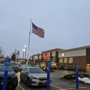 HY-VEE - Updated November 2025 - 498 Photos & 107 Reviews - 1500 ...