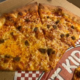 MAXWELL’S PIZZA & CHEESESTEAKS - Updated January 2026 - 31 Photos & 82 ...