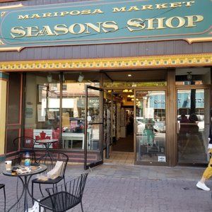 TOYS”R”US - Updated July 2025 - 30 North Village Way, Barrie, Ontario ...