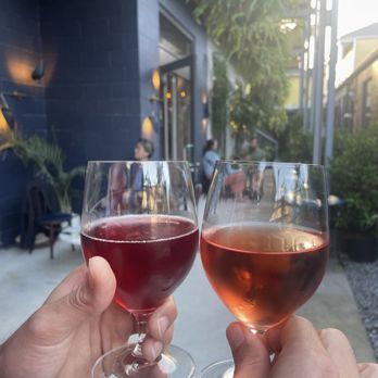 THE TELL ME BAR - Updated June 2025 - 39 Photos & 23 Reviews - 1235 St ...