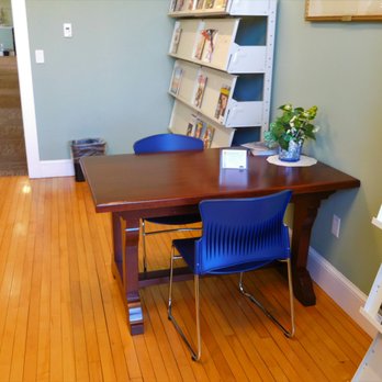 ACUSHNET PUBLIC LIBRARY - Updated December 2025 - 17 Photos - 232 ...