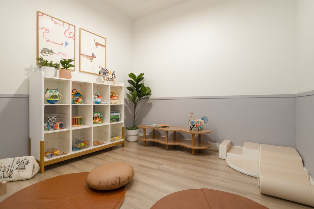 LEO & LUCA - Updated December 2025 - 40 Photos & 22 Reviews - 6102 N ...