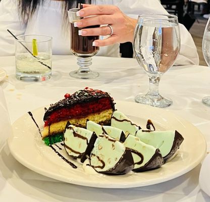 CHRIS & TONYS RESTAURANT & LOUNGE - Updated August 2025 - 417 Photos ...