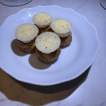 CAMPHOR - Updated April 2025 - 2123 Photos & 404 Reviews - 923 East 3rd ...