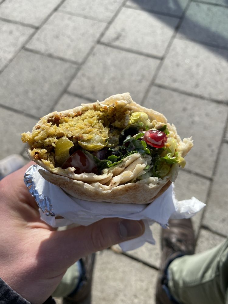 SAM‘S FALAFEL - Updated July 2024 - Augustenstraße 62, München, Bayern ...