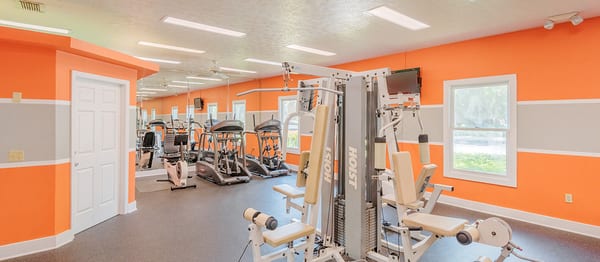 THE PADDOCK CLUB LAKELAND - Updated October 2025 - 10 Photos - 5115 N ...